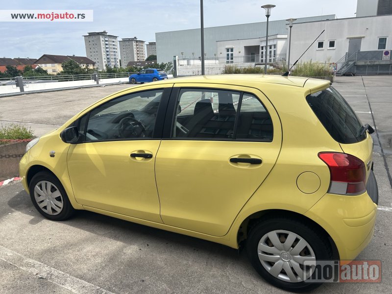 Toyota Yaris 1.0