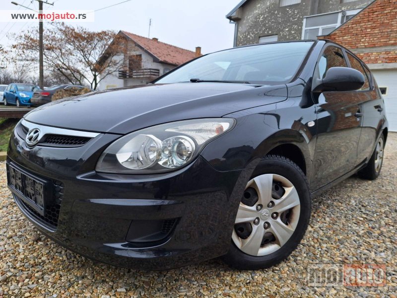 Hyundai i30 1.4 BENZIN, PERFEKTAN