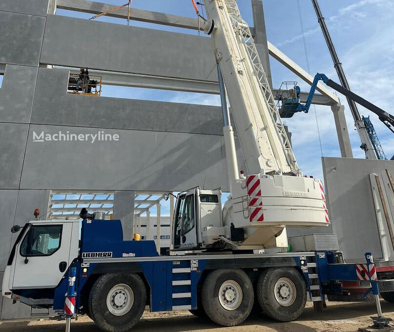 Liebherr LTM 1060-3.1, 2021 pokretna dizalica