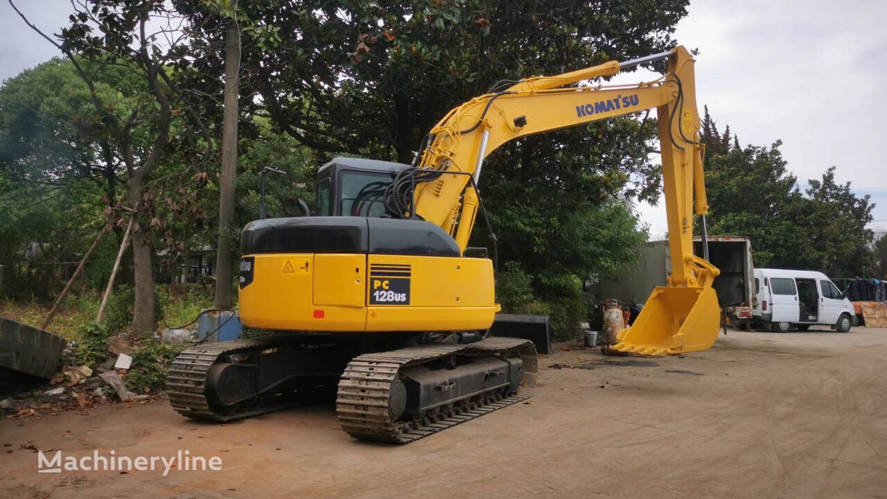 Komatsu PC128US-2 bager guseničar