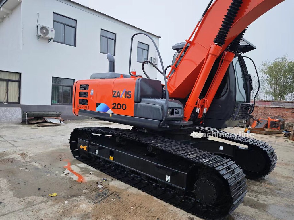 Hitachi ZX200 bager guseničar