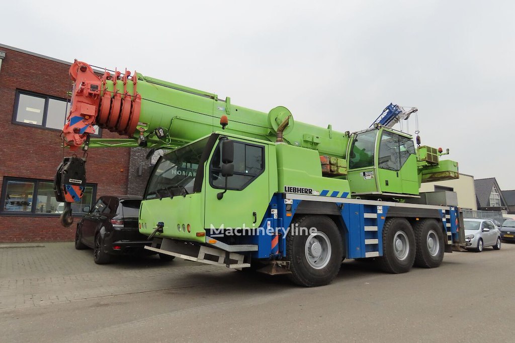 Liebherr LTM 1055-3..2 pokretna dizalica