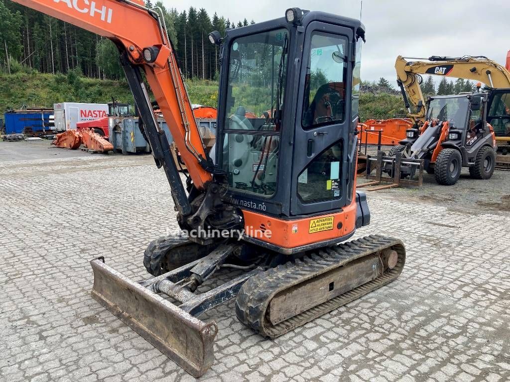 Hitachi ZX 38 U-5 mini bager