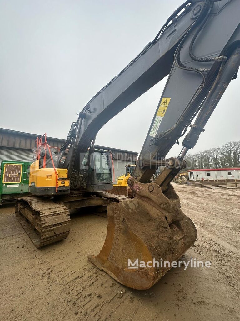 Volvo ECR355EL bager guseničar