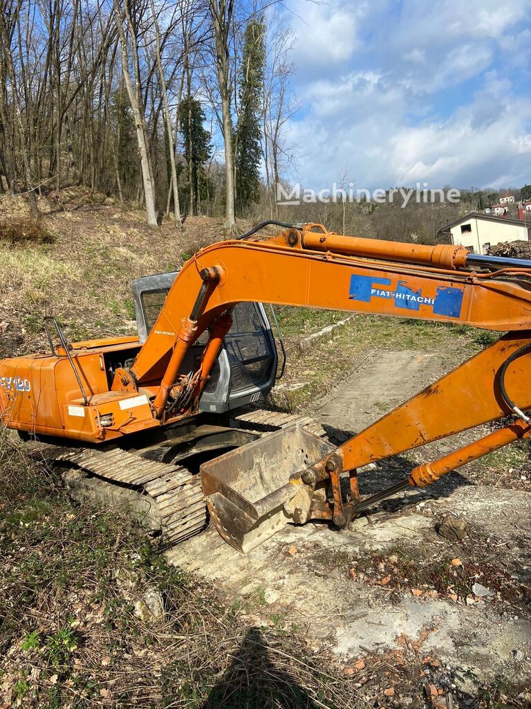 Fiat-Hitachi 120 bager guseničar