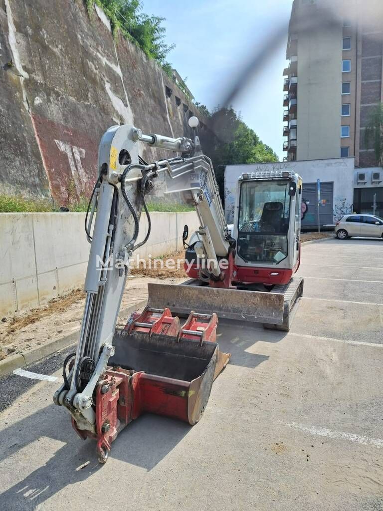 Takeuchi TB 370 mini bager