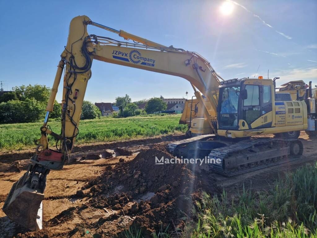 Komatsu PC210LC-11 bager guseničar