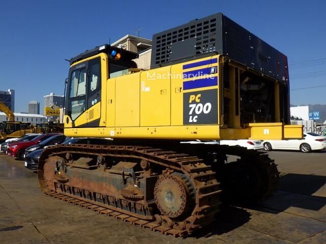 Komatsu PC700LC-11 bager guseničar