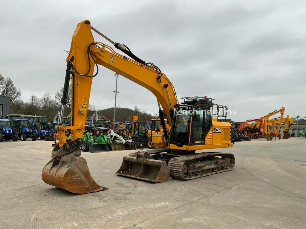 JCB 220 X LC bager guseničar