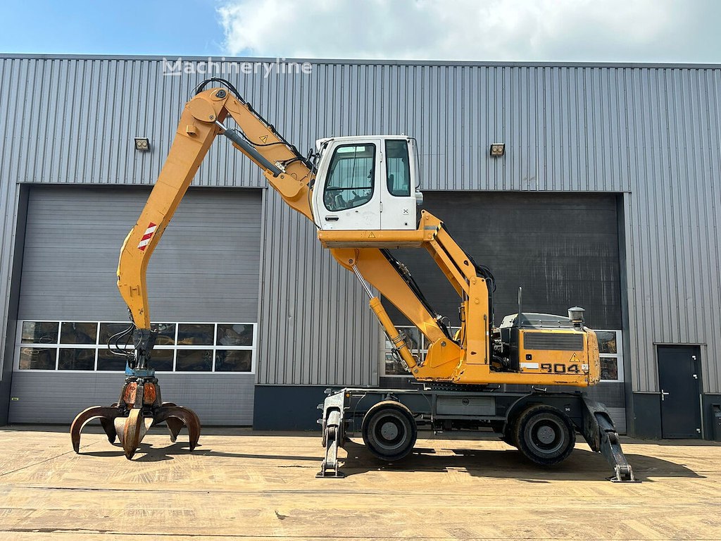 Liebherr A 904 C - Material Handler bager točkaš