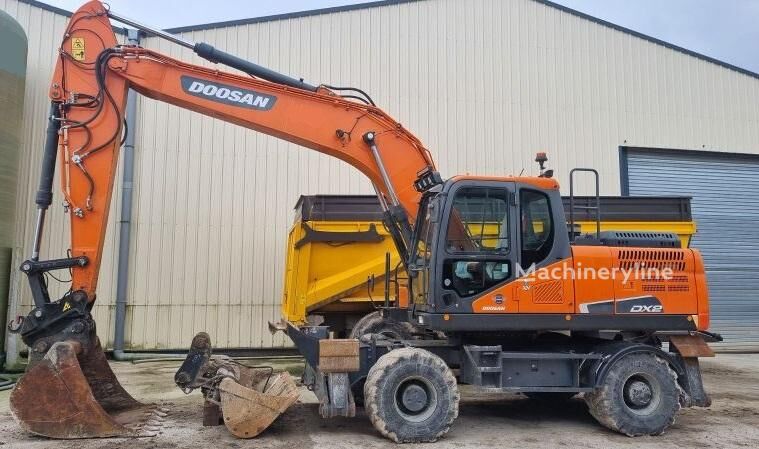 Doosan DX 210W-5 bager točkaš