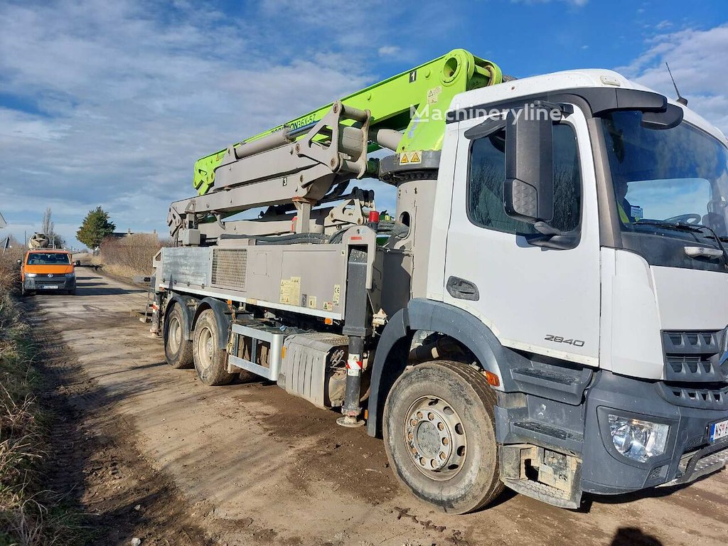 Cifa ZL 36 5Z na šasiji Mercedes-Benz CIFA ZOOMLION ZL 36 5Z pumpa za beton