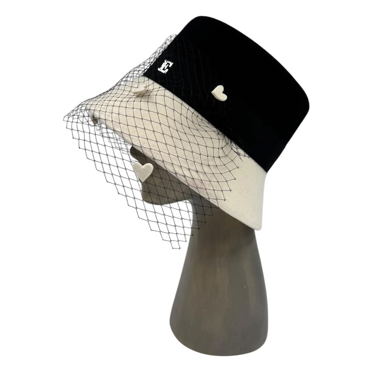 LOVELY BLACK AND WHITE BUCKET HAT