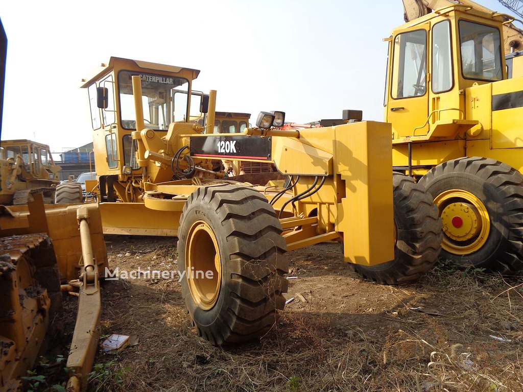 Caterpillar 120K grejder