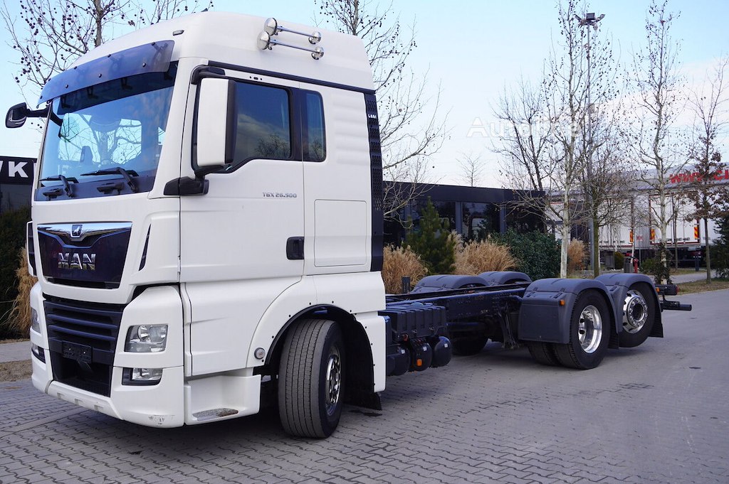 MAN TGX 26,500 / 500 HP / steering 3rd axle / 20 t cap. / Chassis 6. kamion šasija