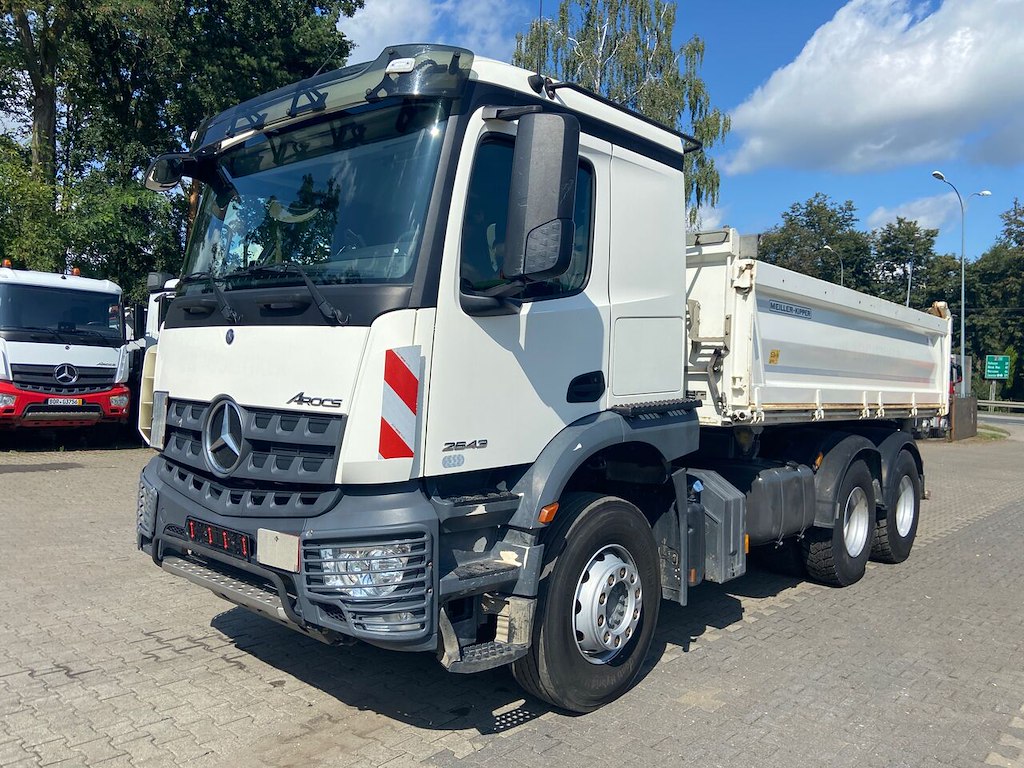 Mercedes-Benz AROCS 2643 kiper