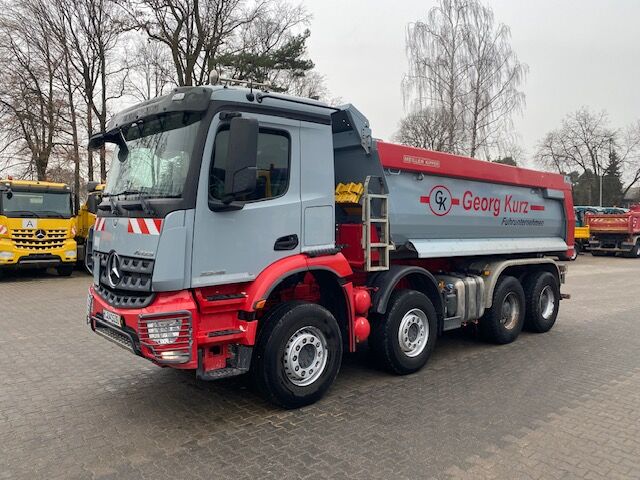 Mercedes-Benz AROCS 3246 kiper