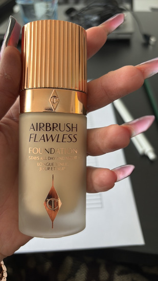 Charlotte Tilbury Airbrush Flawless