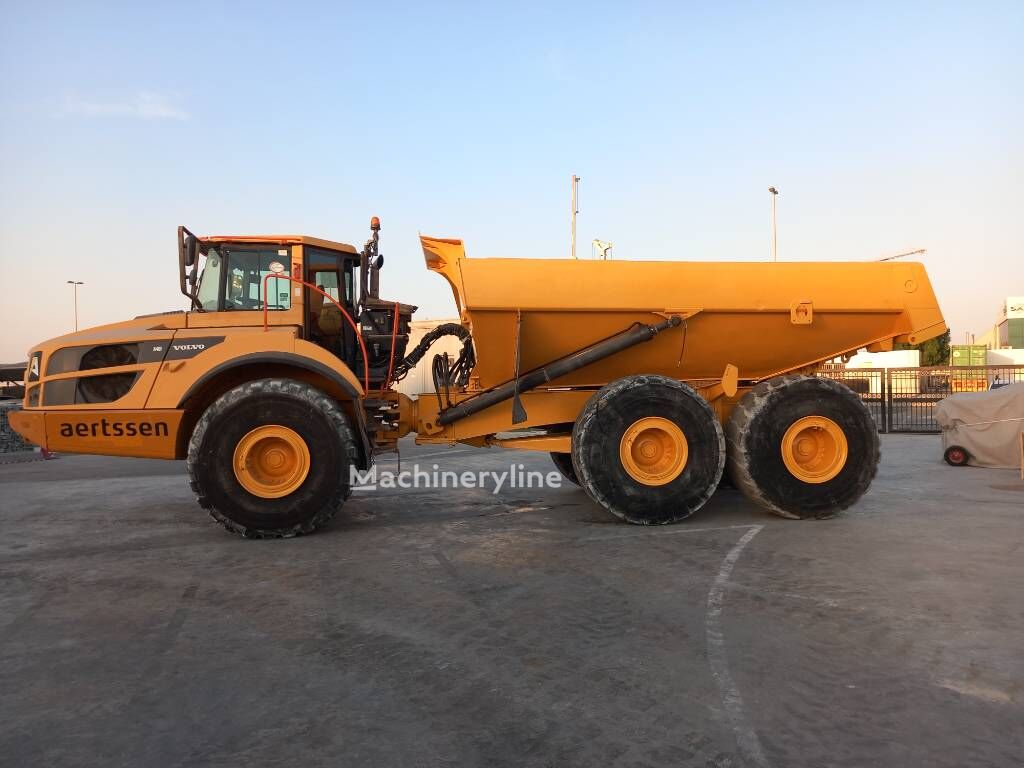 Volvo A40F (Abu Dhabi) zglobni damper