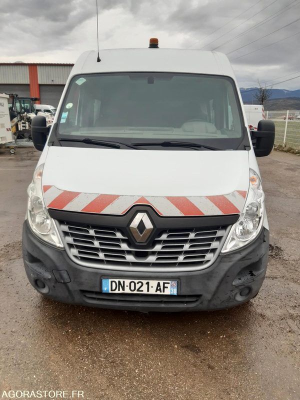 Prodaje se Renault MASTER minibus furgon na aukciji