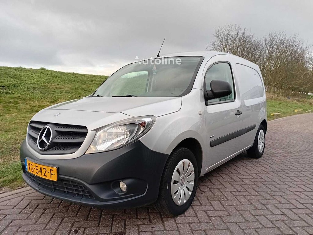 Prodaje se Mercedes-Benz Citan laki furgon na aukciji