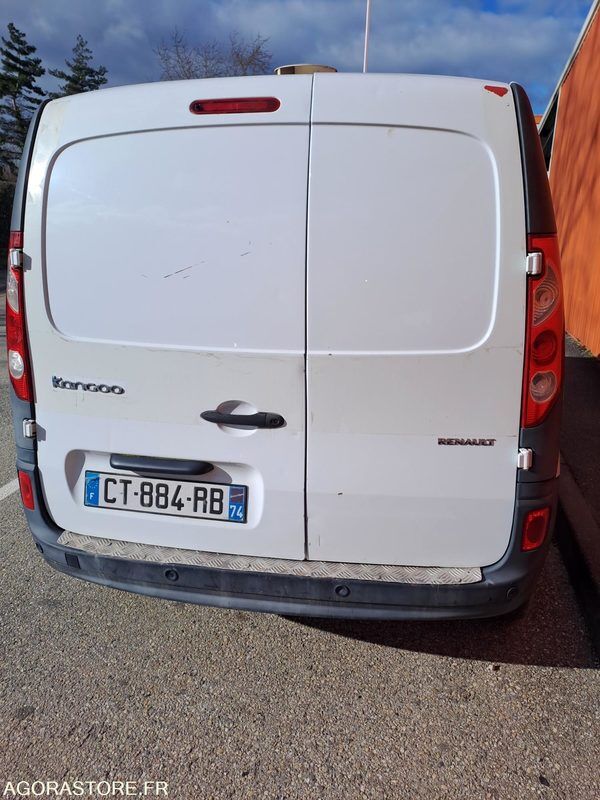 Prodaje se Renault KANGOO laki furgon na aukciji