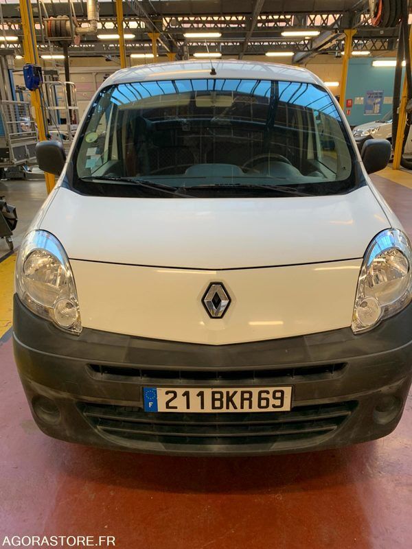 Prodaje se Renault KANGOO laki furgon na aukciji