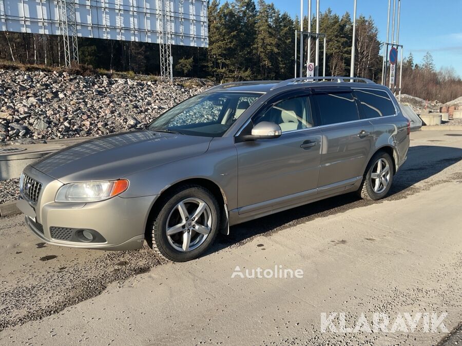 Prodaje se Volvo V70 karavan na aukciji