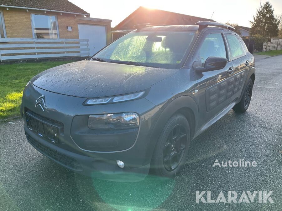 Prodaje se Citroen C4 Cactus krosover na aukciji