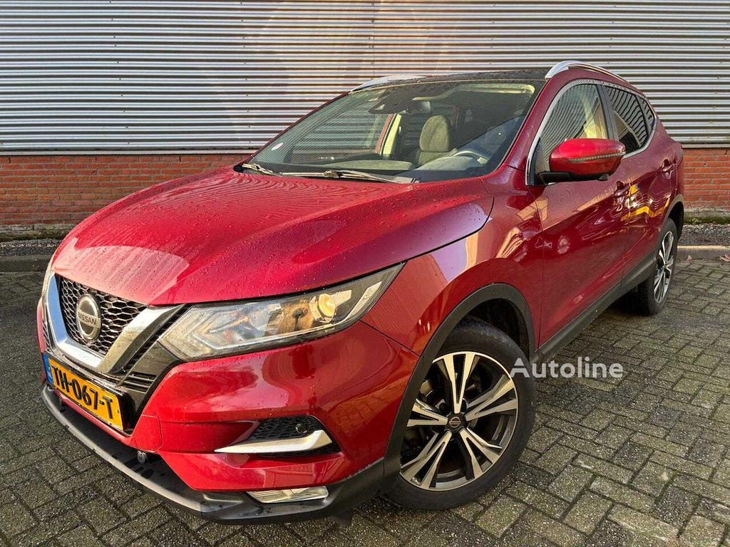 Prodaje se Nissan Qashqai krosover na aukciji