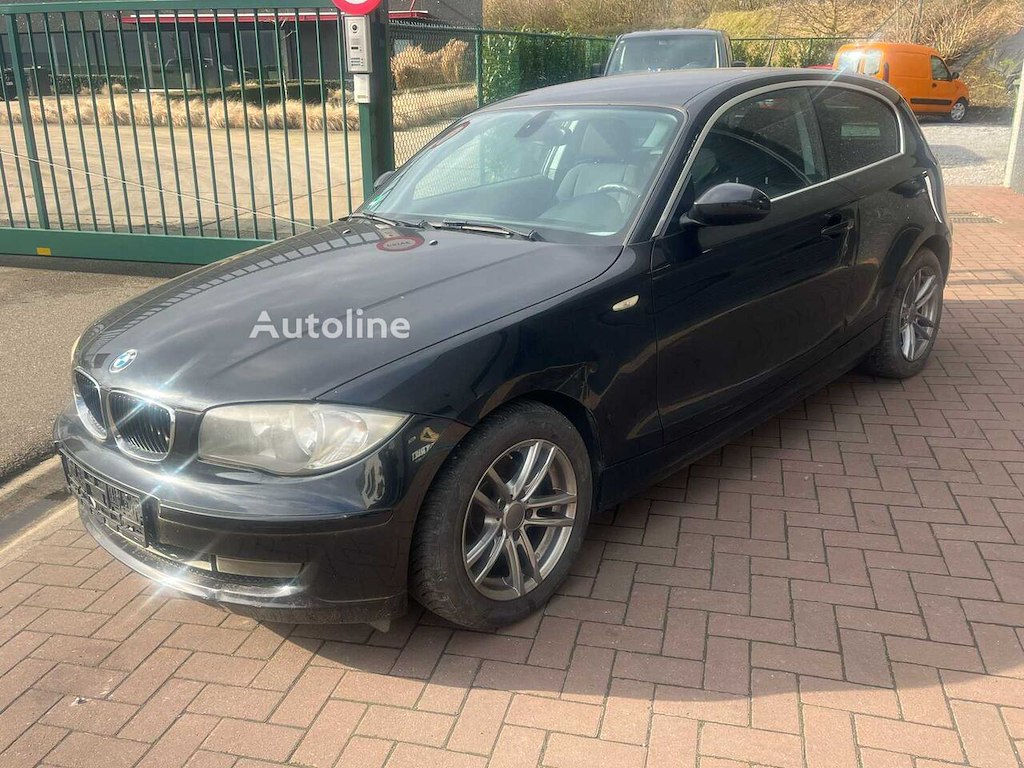 Prodaje se BMW E81 hečbek na aukciji