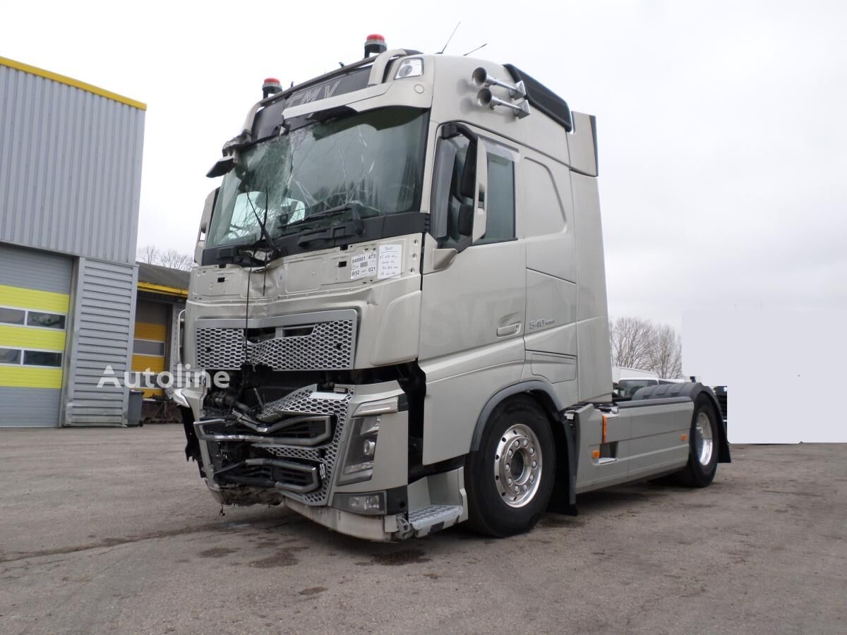 Volvo FH 540 tegljač nakon udesa