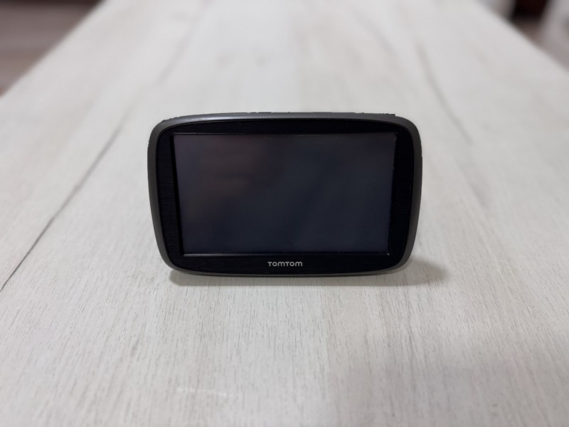 TomTom GO 51 - navigacija / NAJNOVIJE KARTE EVROPE