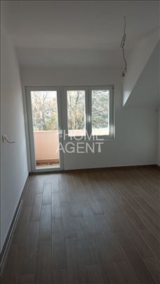 Duplex, uknjižen ID#1400