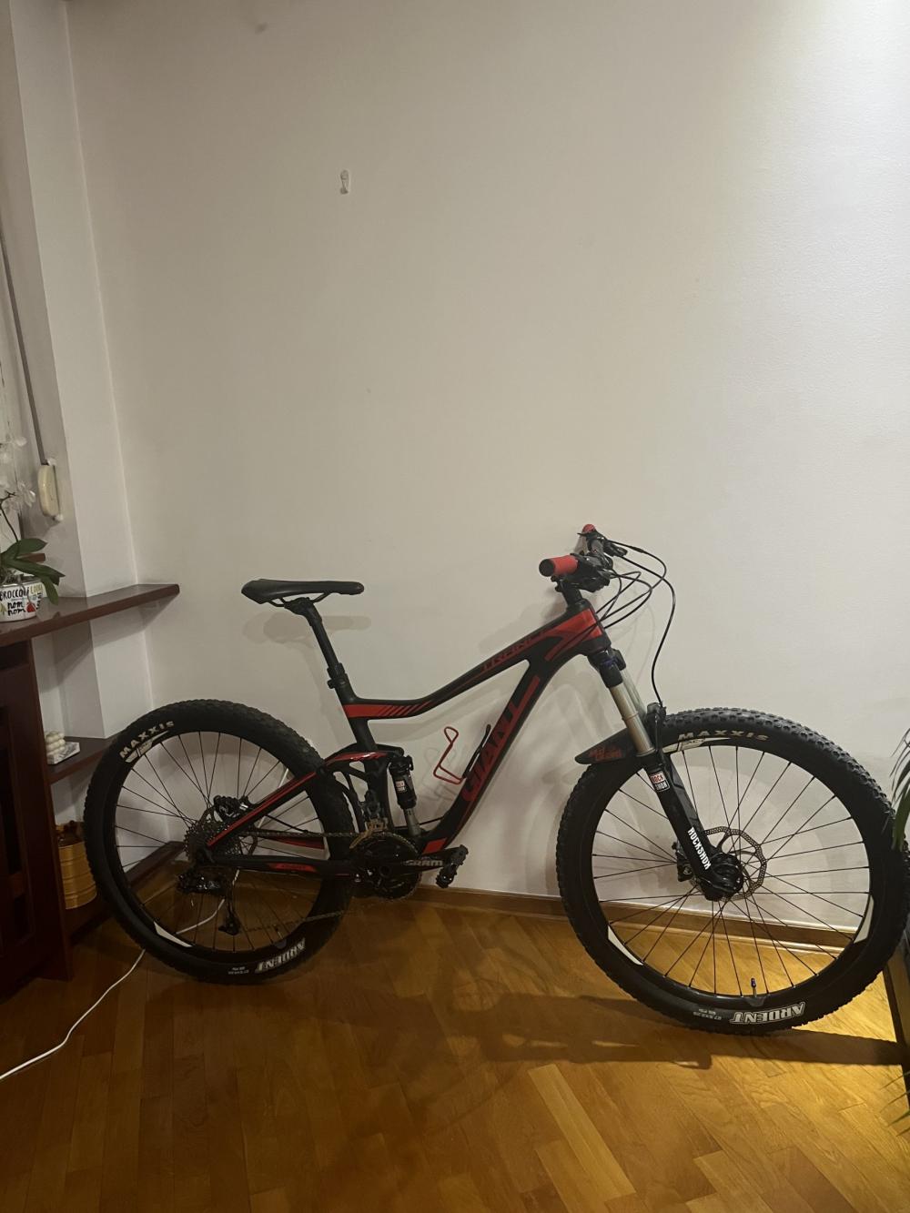 Giant trance advanced 2 Carbon