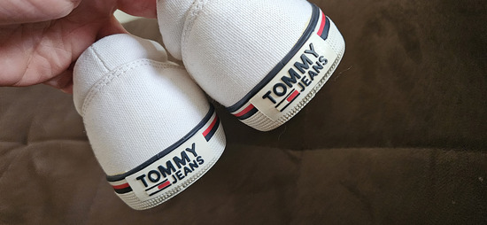 Tommy Hilfiger espadrile NOVO