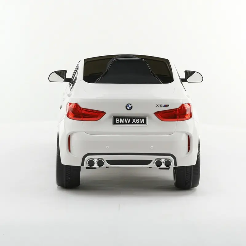 Licencirani BMW X6M (Beli)