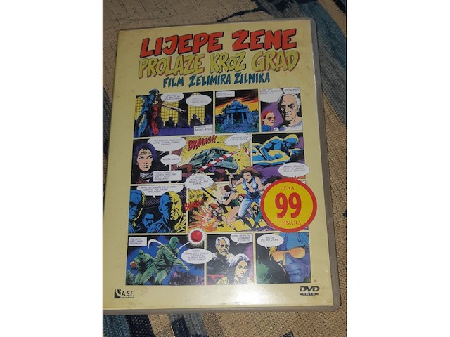 Lijepe žene prolaze kroz grad    ///// DVD Original