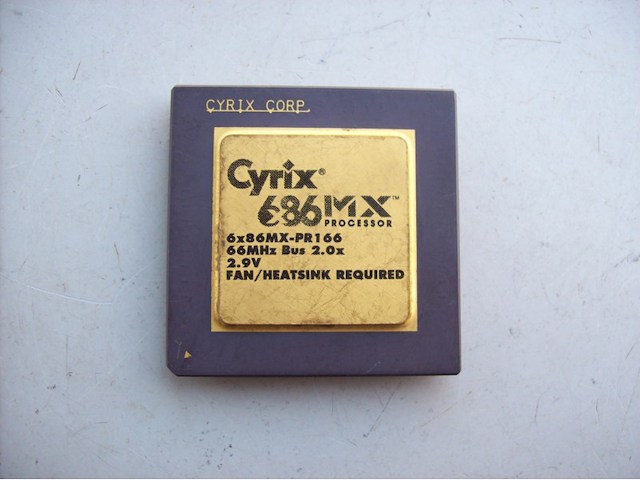 Cyrix  6x86MX PR166 keramicki zlatni 133 Mhz soket 7