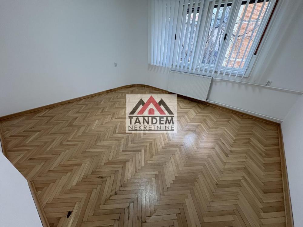 Svetozara Markovića, Trosoban stan za izdavanje, 50m2, 300€