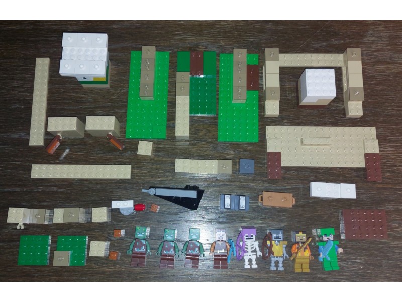 Lego Minecraft lot kockica I figurica