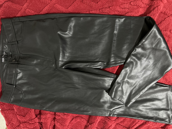 Kozne pantalone NOVE