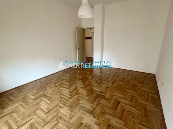 Palilula, Botanička bašta, Vojvode Dobrnjca, Pos. prostor, 55m2, 700 EUR