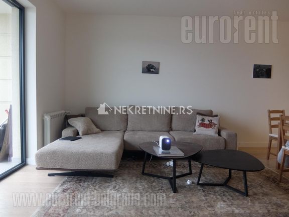 #44614, Izdavanje, P.P., BEOGRAD NA VODI, 1600 EUR