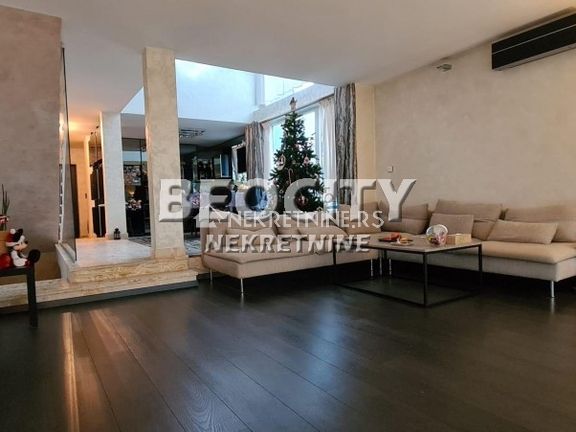 Rakovica, Stari Košutnjak, Rakovička, 10.0, 570m2, 6000EUR