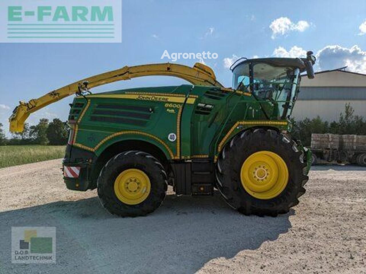 John Deere 8600i krmni kombajn