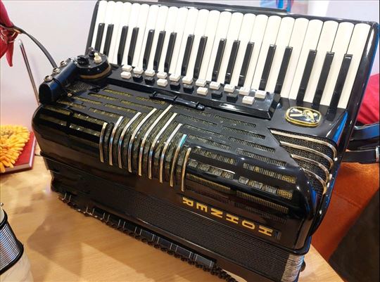 Hohner Imperator V