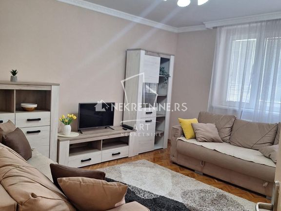 Vračar, odlična lokacija, mereno 65m2 ID#8675111