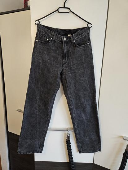 Crne baggy ženske farmerke