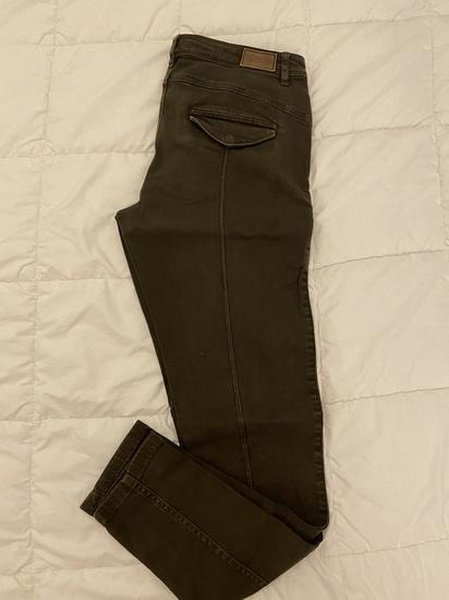 Zara pantalone